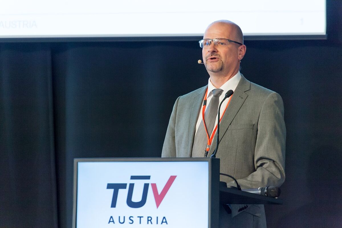 TÜV AUSTRIA Akademie | Der TÜV AUSTRIA Aufzugstag im MuseumsQuartier