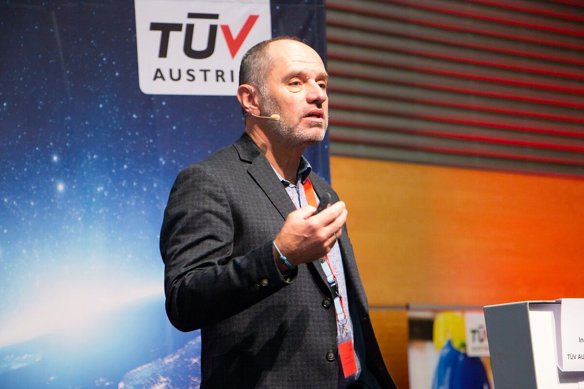 TÜV AUSTRIA Academy | Blackout: So werden Unternehmen krisenfest